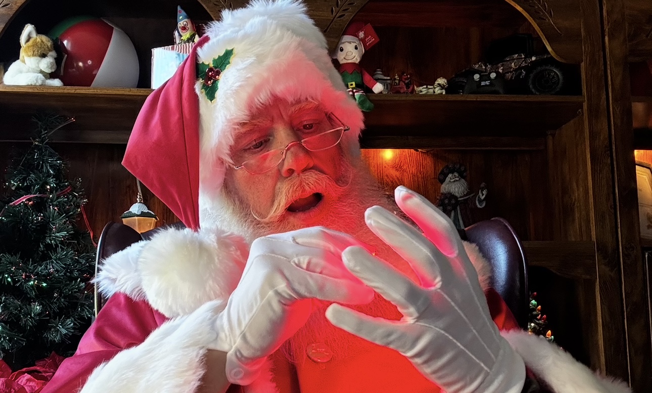 Why You Should Book a Professional Santa Early | Santa James